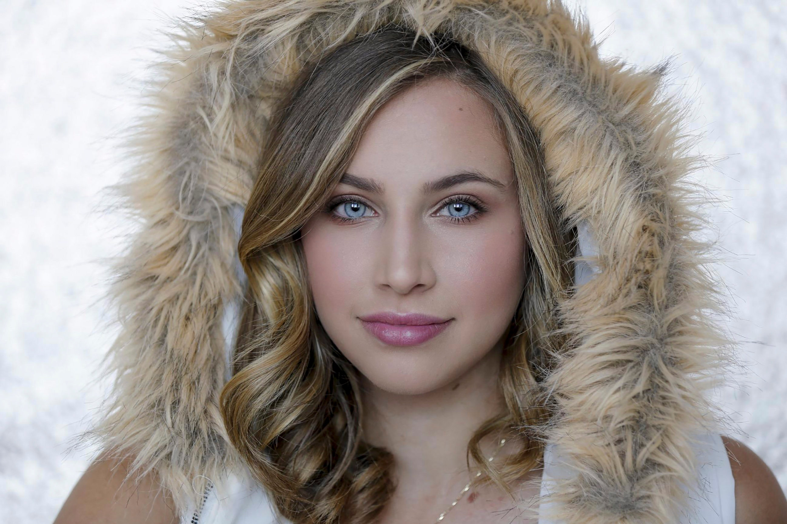 HOME - Best Senior Pictures Photographer Lisa McNiel McNeil Flower ...