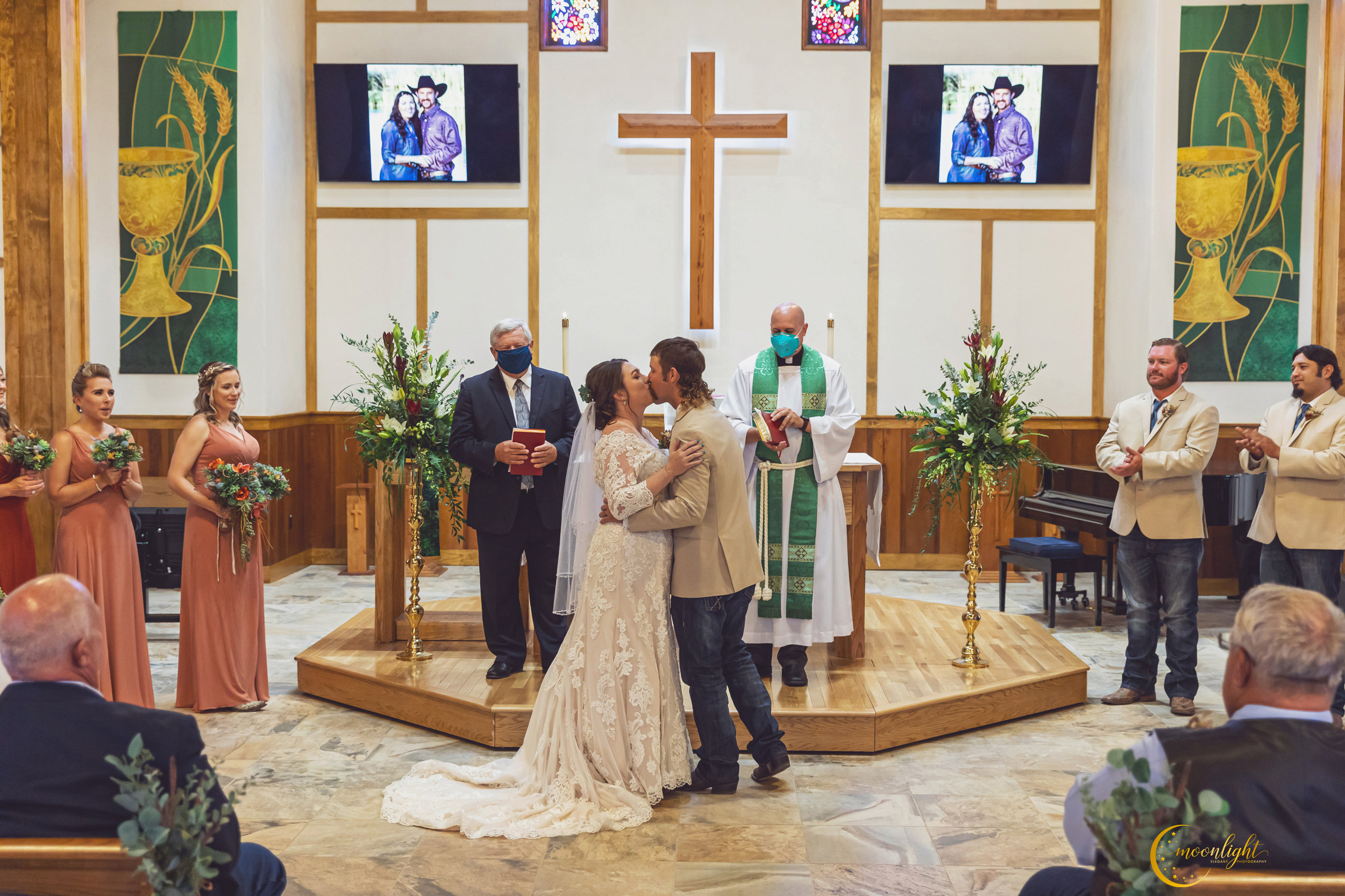 Shiner Texas Wedding - Moonlight Elegant Photography