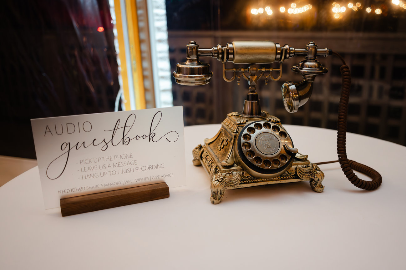 AUDIO GUESTBOOK PHONE - Conte Sound Productions