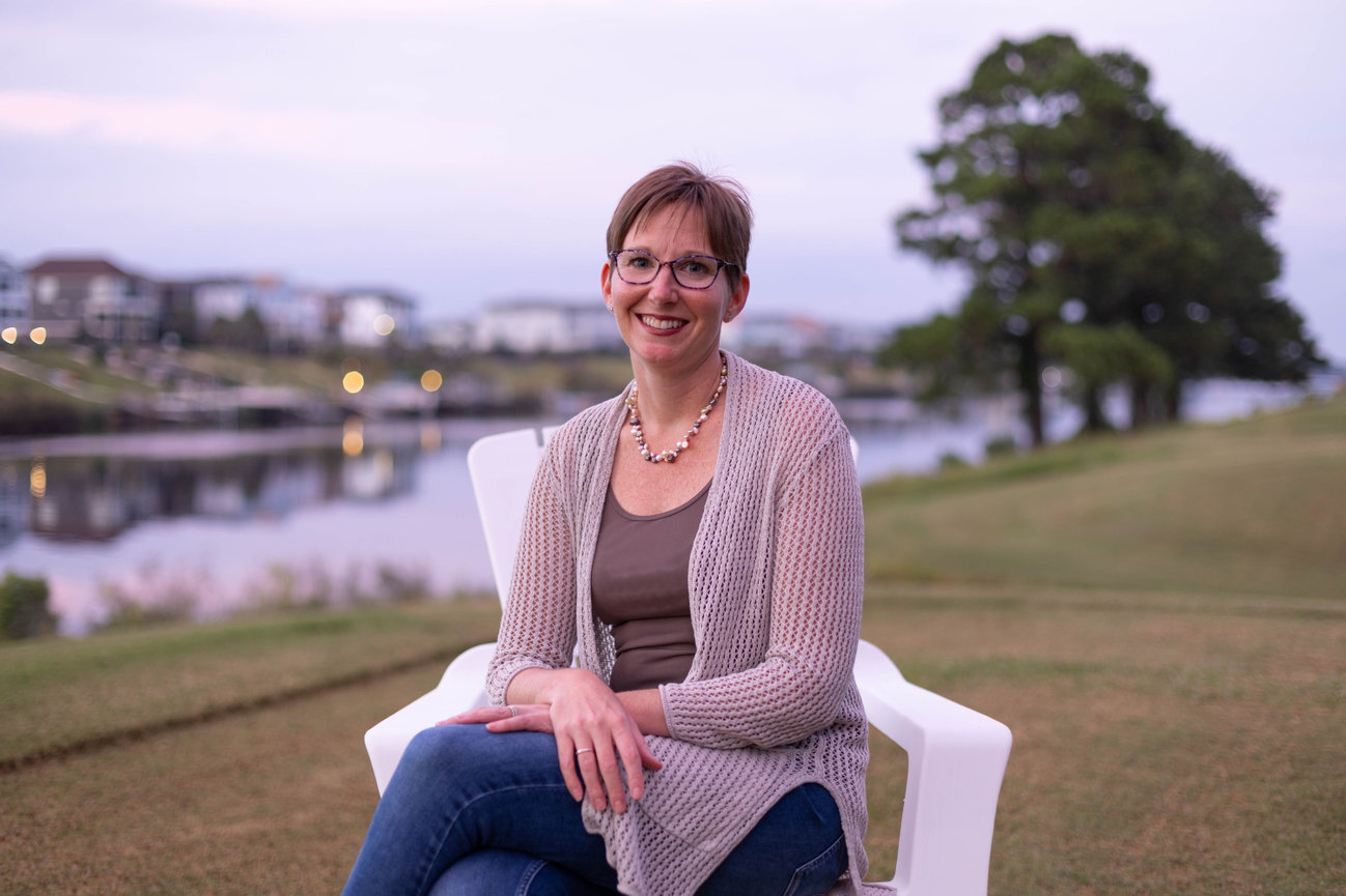 ABOUT 153 - Leigh Ann Collins