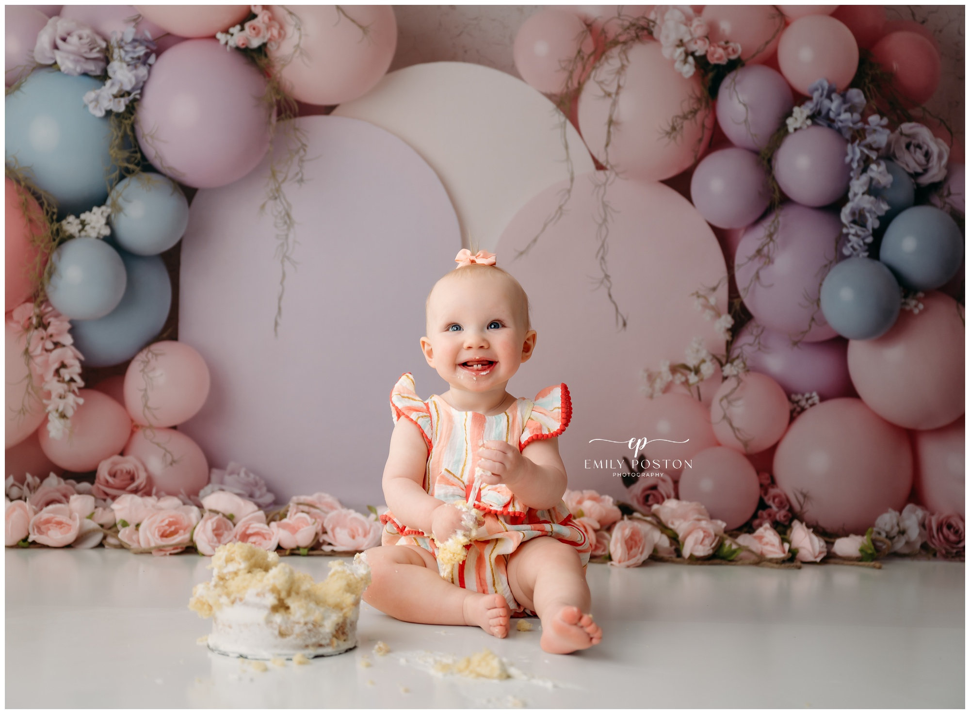 Harlyn's 1st Birthday Cake Smash in Jefferson City, Missouri - Emily ...