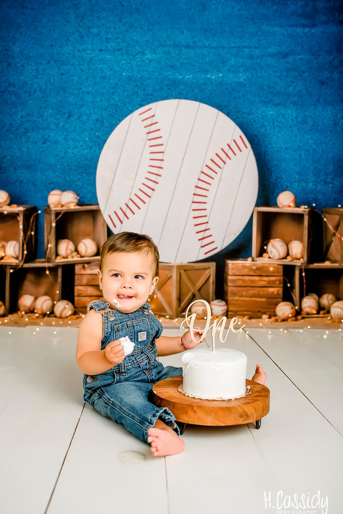 ROOKIE OF THE YEAR CAKE SMASH SESSION | ARIZONA CAKE SMASH - Heather ...