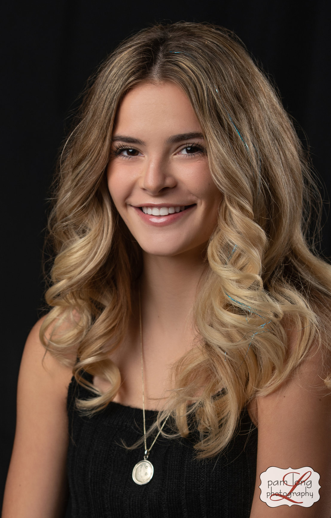 Claudia's Senior Portraits - Pam Long Photography