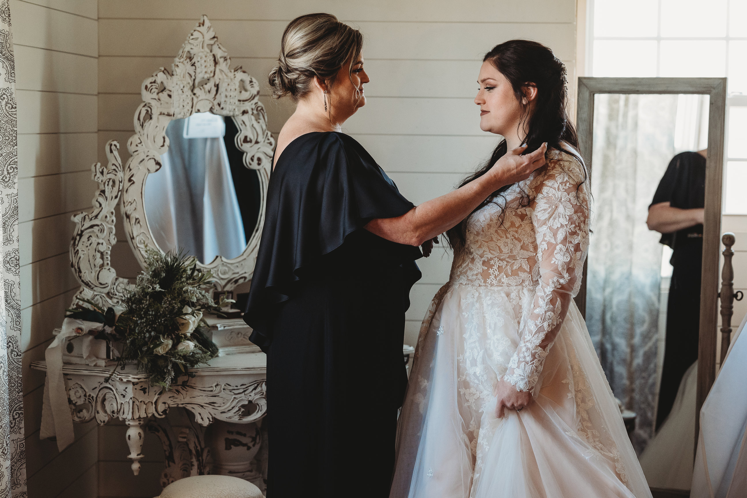 Maggie & Luke- Alabama Treasured Forest Winter Wedding - Bradford Farm ...