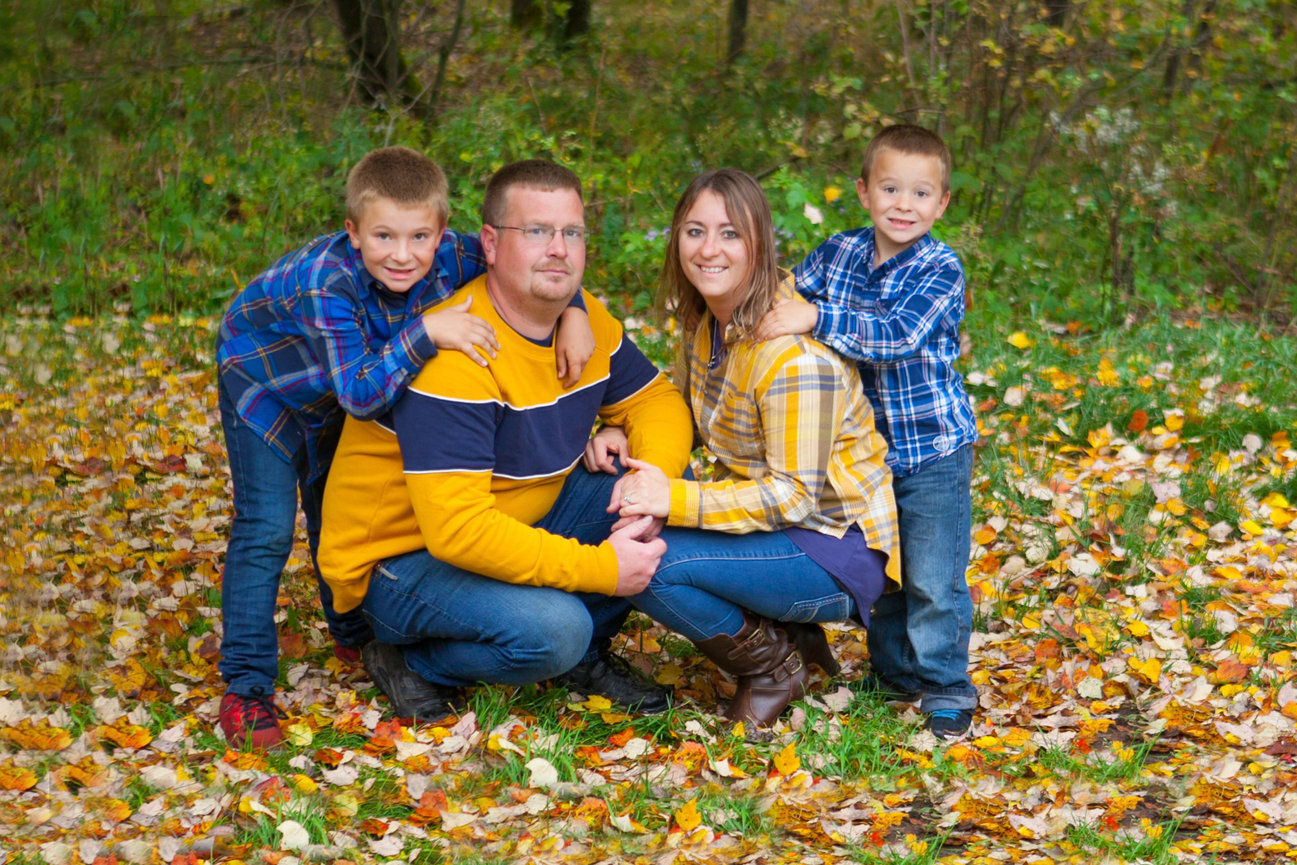 CONTACT - Moments Treasured Photography