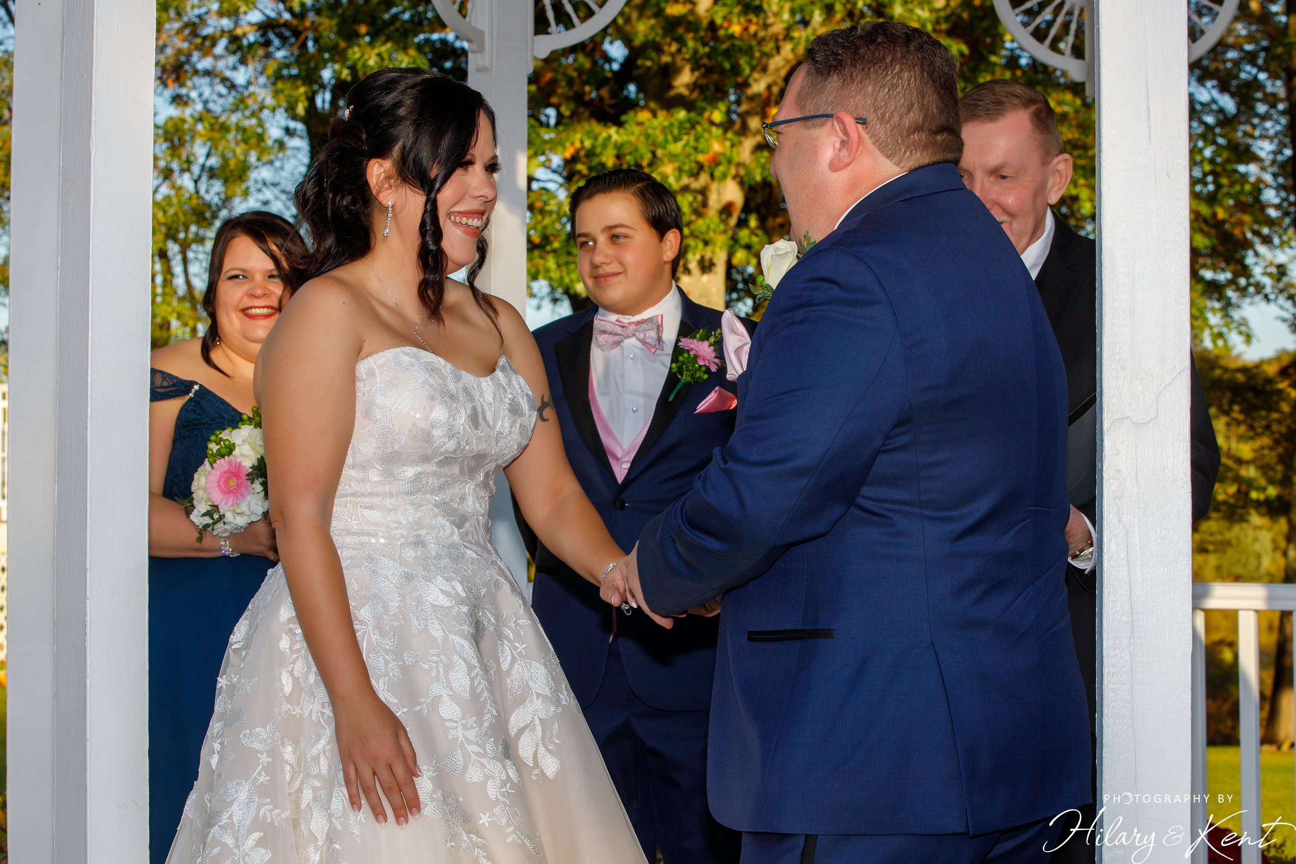 JEN & CLIFF'S INDEPENDENCE HARBOR WEDDING - Photography by Hilary and Kent