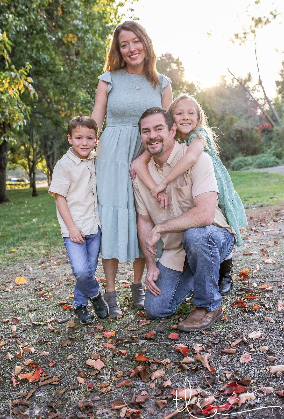 Layshot Family - The Perfect Fall Session - UC DAVIS SACRAMENTO