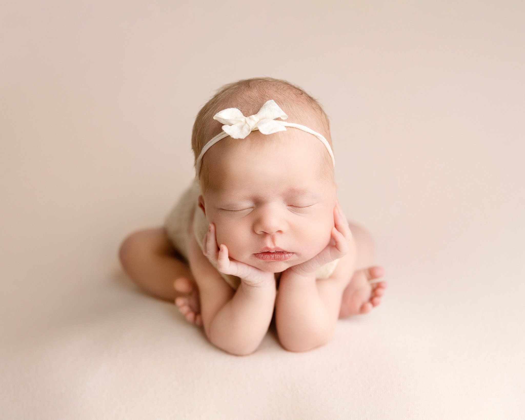 Mastering Newborn Froggy Pose, A Step-by-Step Guide to Safe and ...