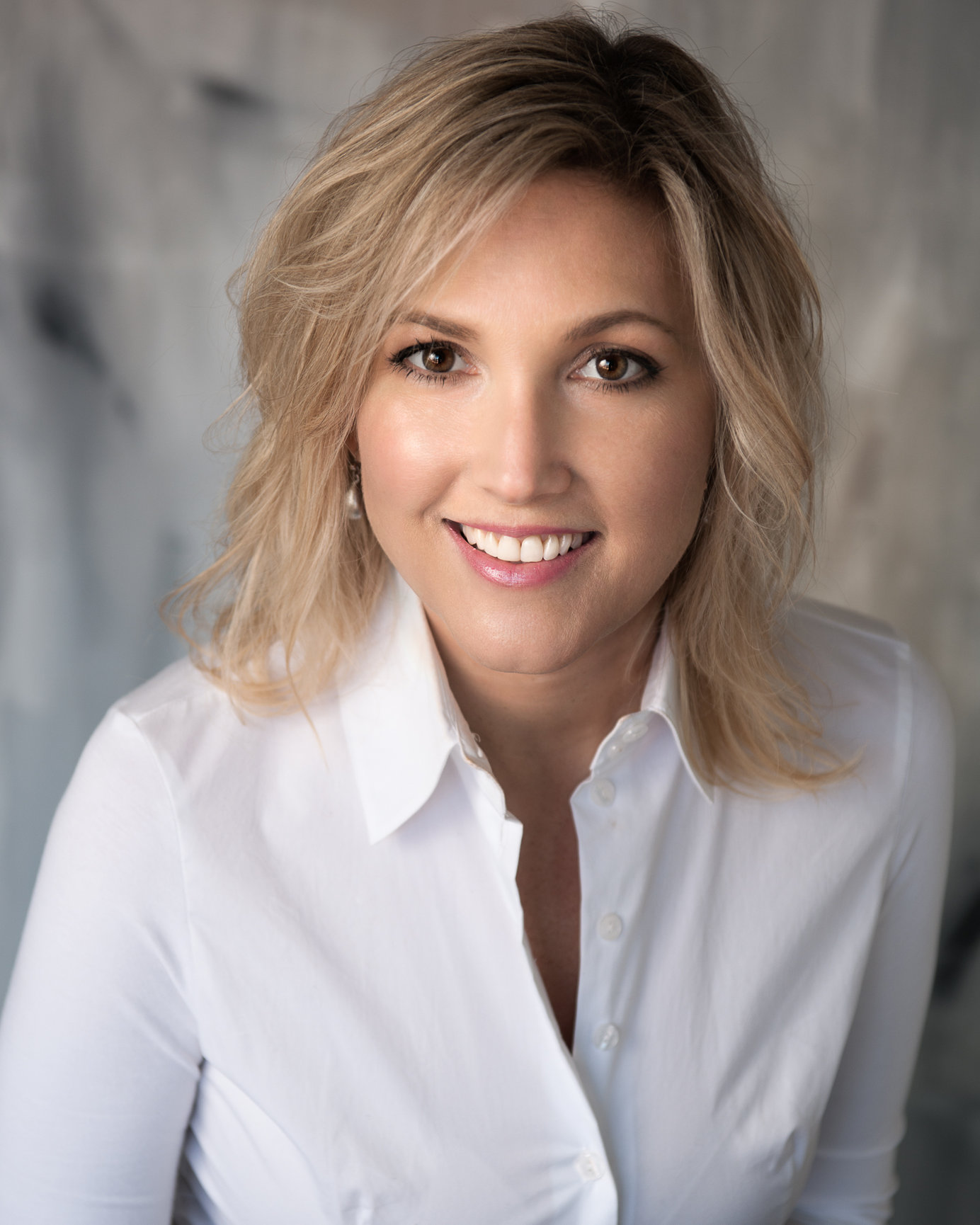 Women - Red Models & Talent