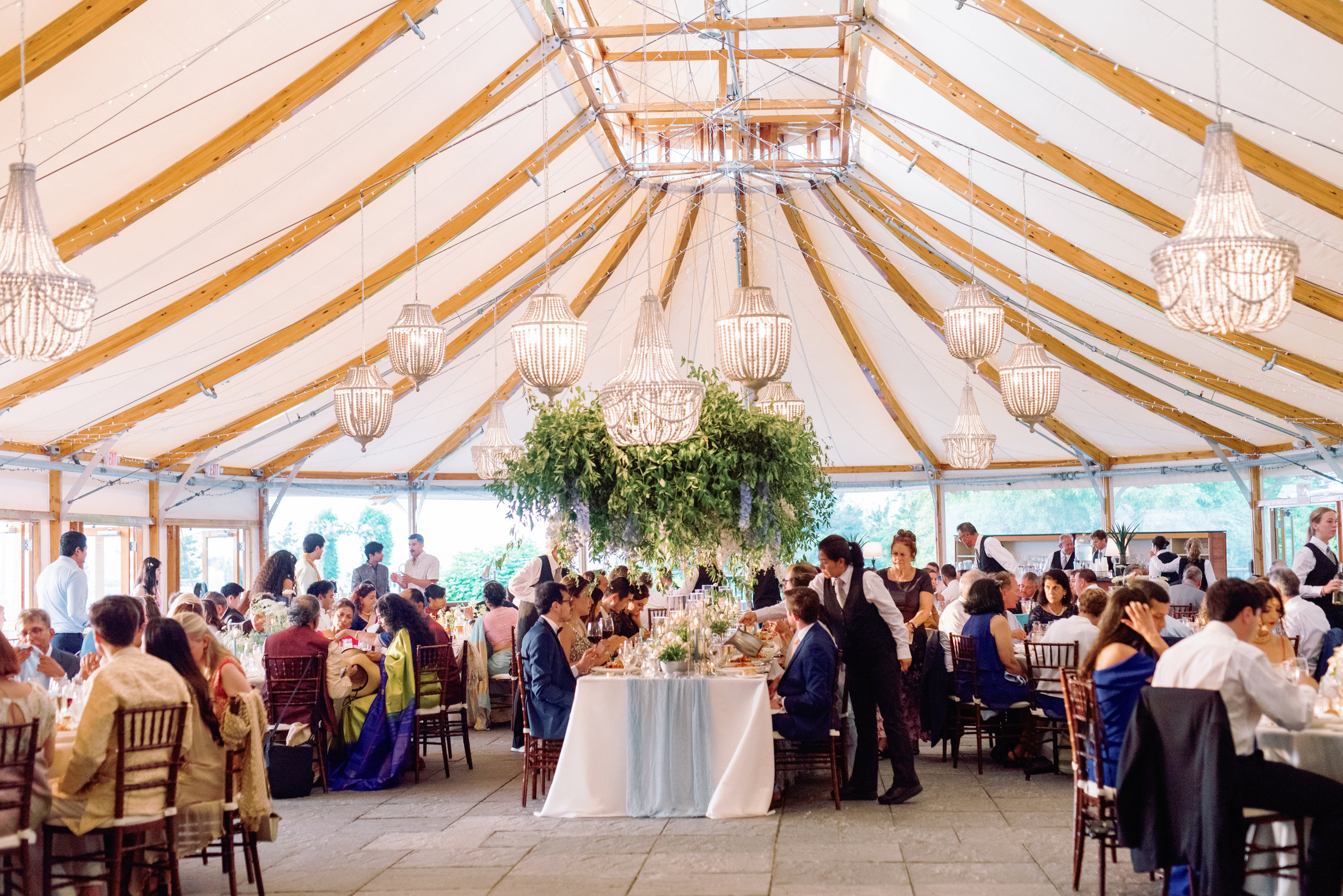 Shakira + Derek / Castle Hill - Ludwig Photography