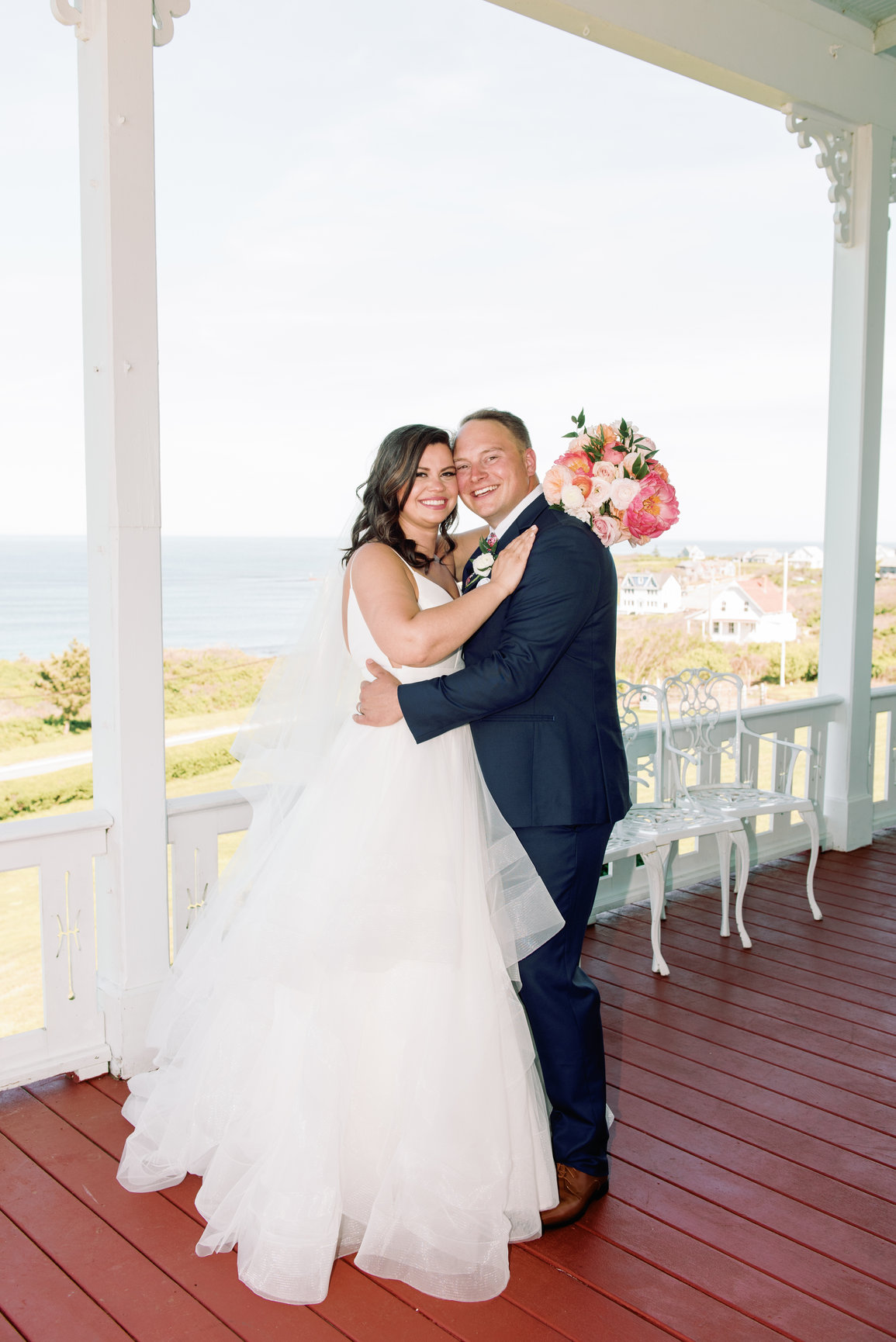Jaclyn + Robert / Spring House Block Island - Ludwig Photography