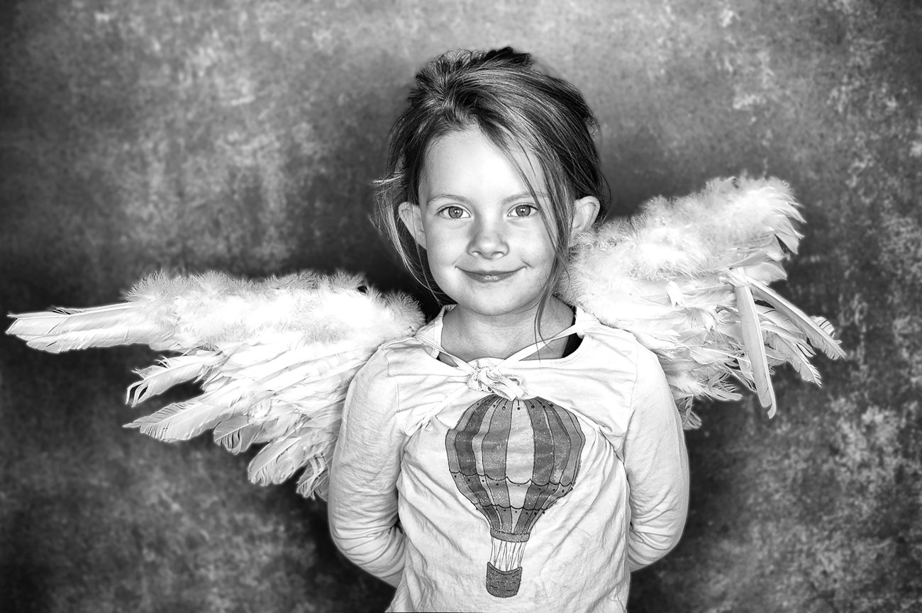 CONTACT - Lighthouse Studio - Adelaide Photographer