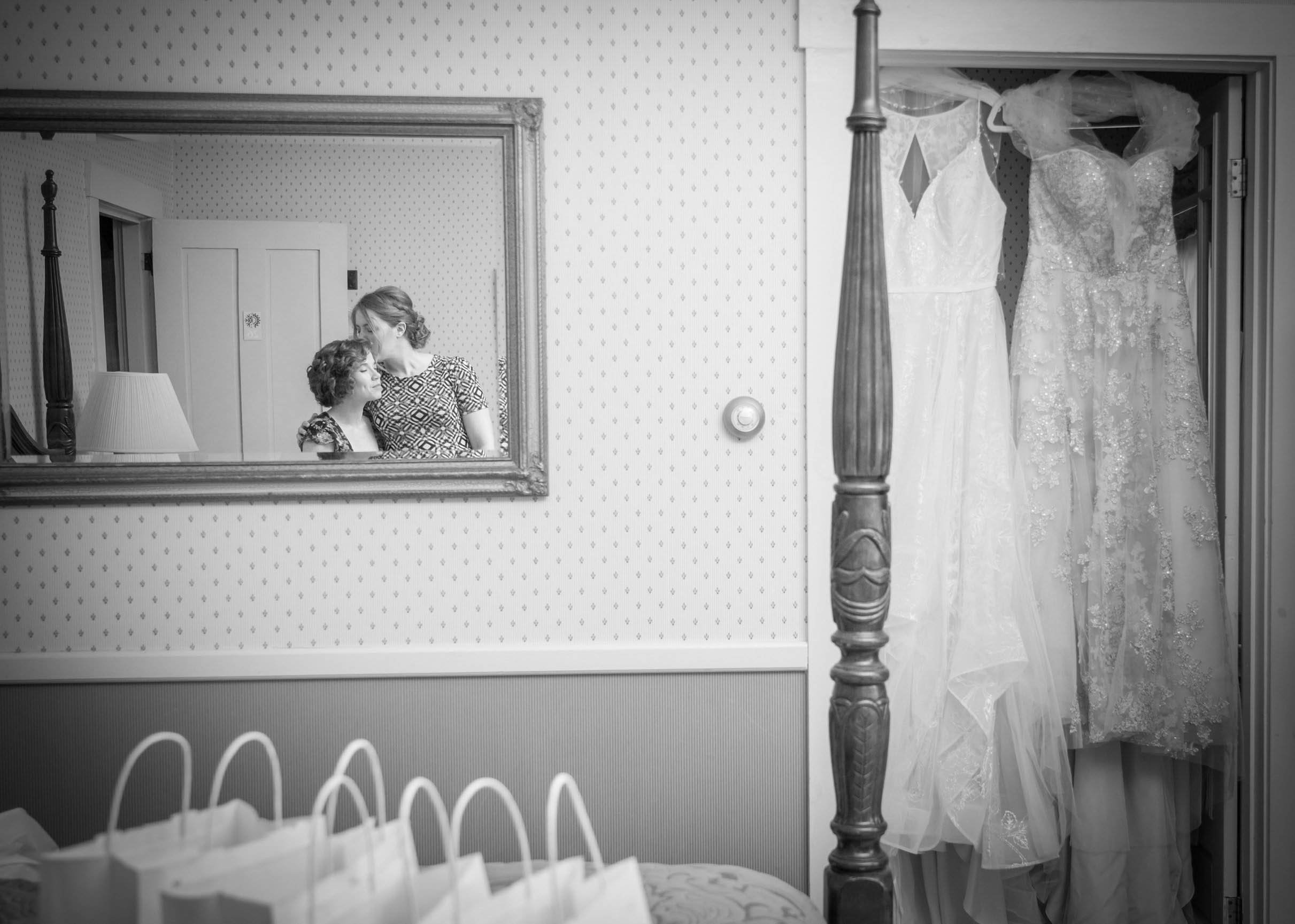Jen + Lindsay - Sally Carpenter Photography