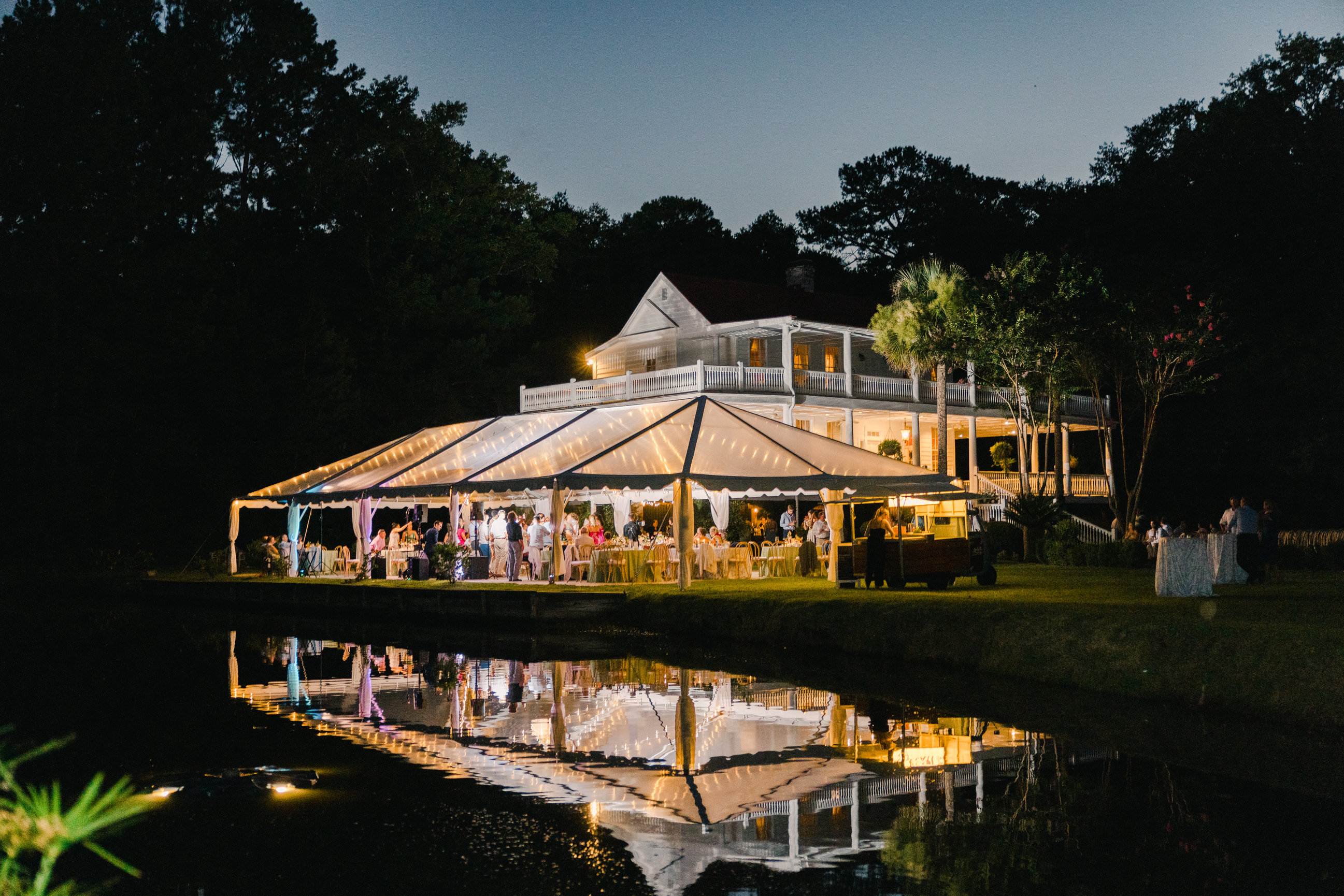 Old Wide Awake Summer Wedding - Ava Moore Photography