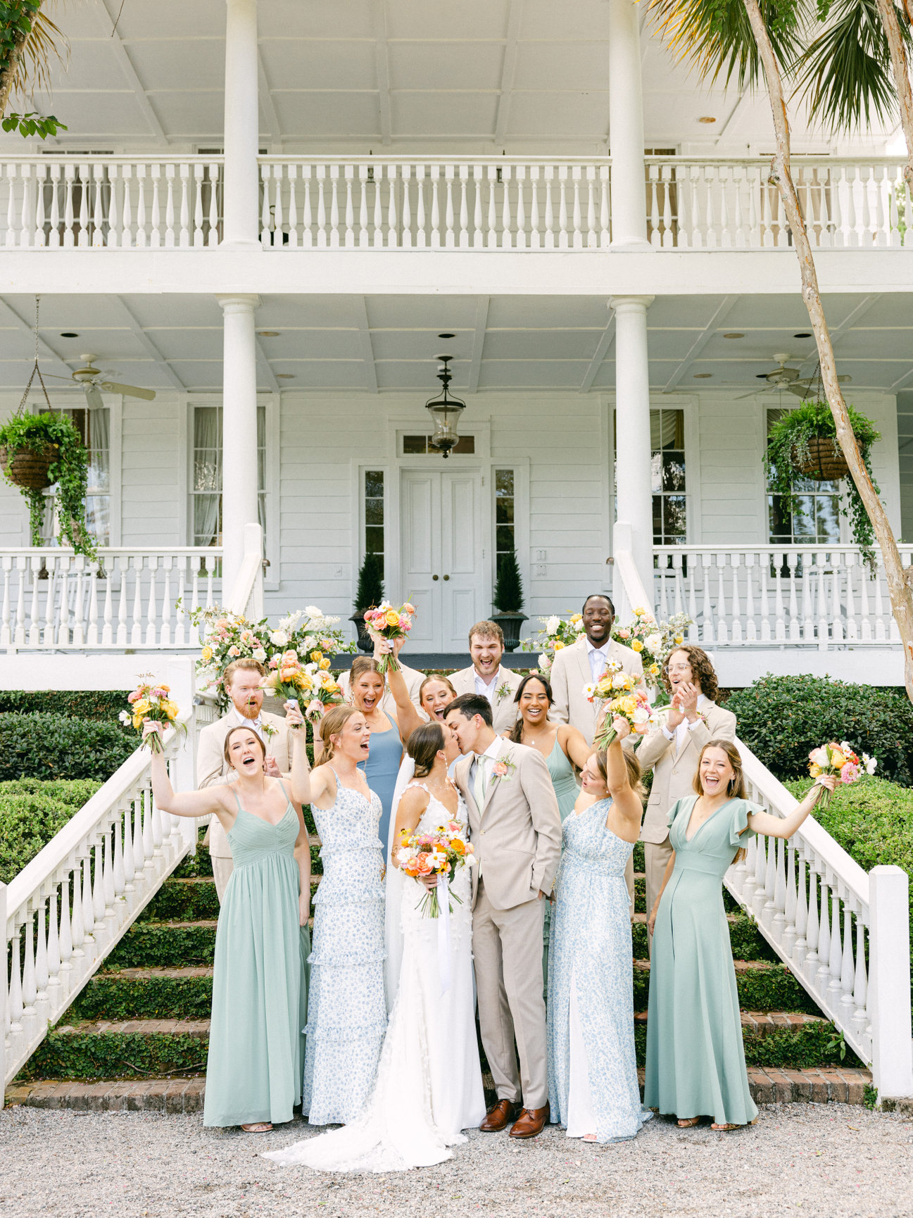 Old Wide Awake Summer Wedding - Ava Moore Photography