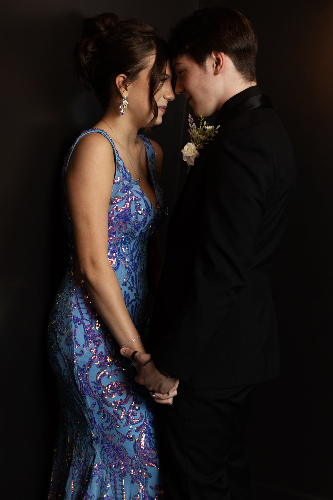 A Guide to Finding the Perfect Prom Dress: Color, Hairstyle, and ...