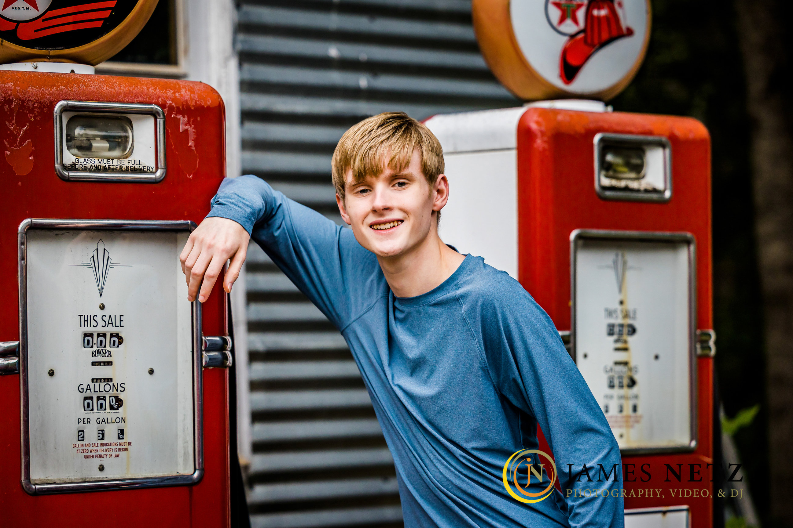 Derek's Senior Portraits - James Netz Photography