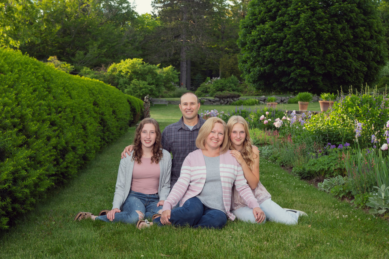 Gary Summerton Family Portrait Artist for the Lake Sunapee, Upper ...