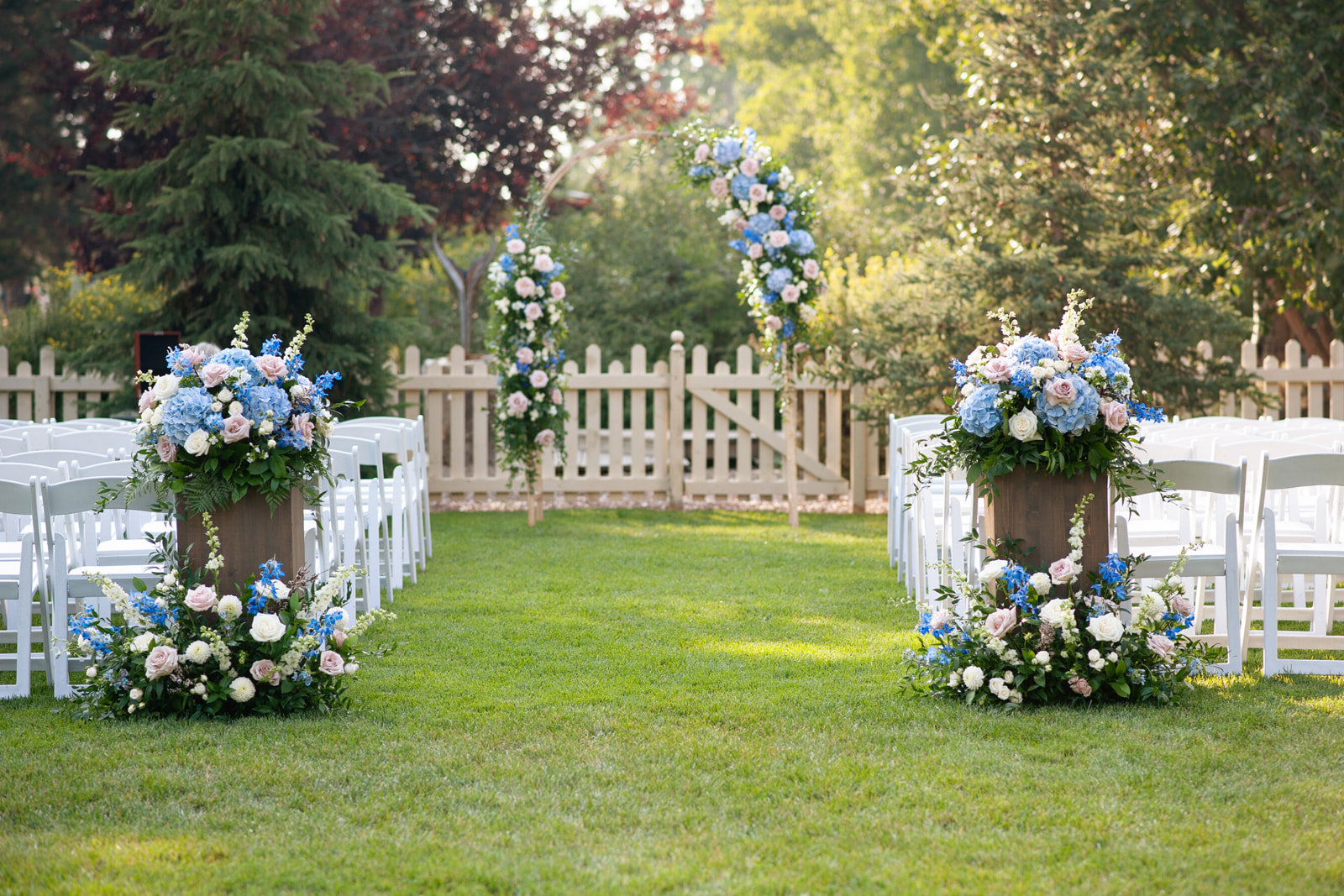 Bow Valley Ranche Calgary Wedding Flowers