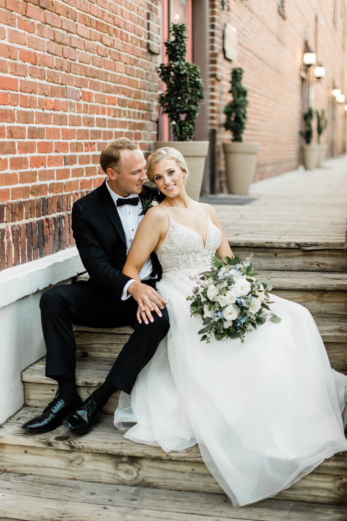 The River Room - Brooke & Garrett - Eco Chic Blossoms