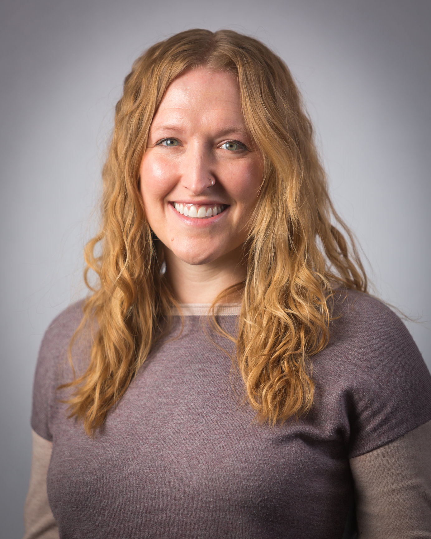 HEADSHOTS - KIM BRADY