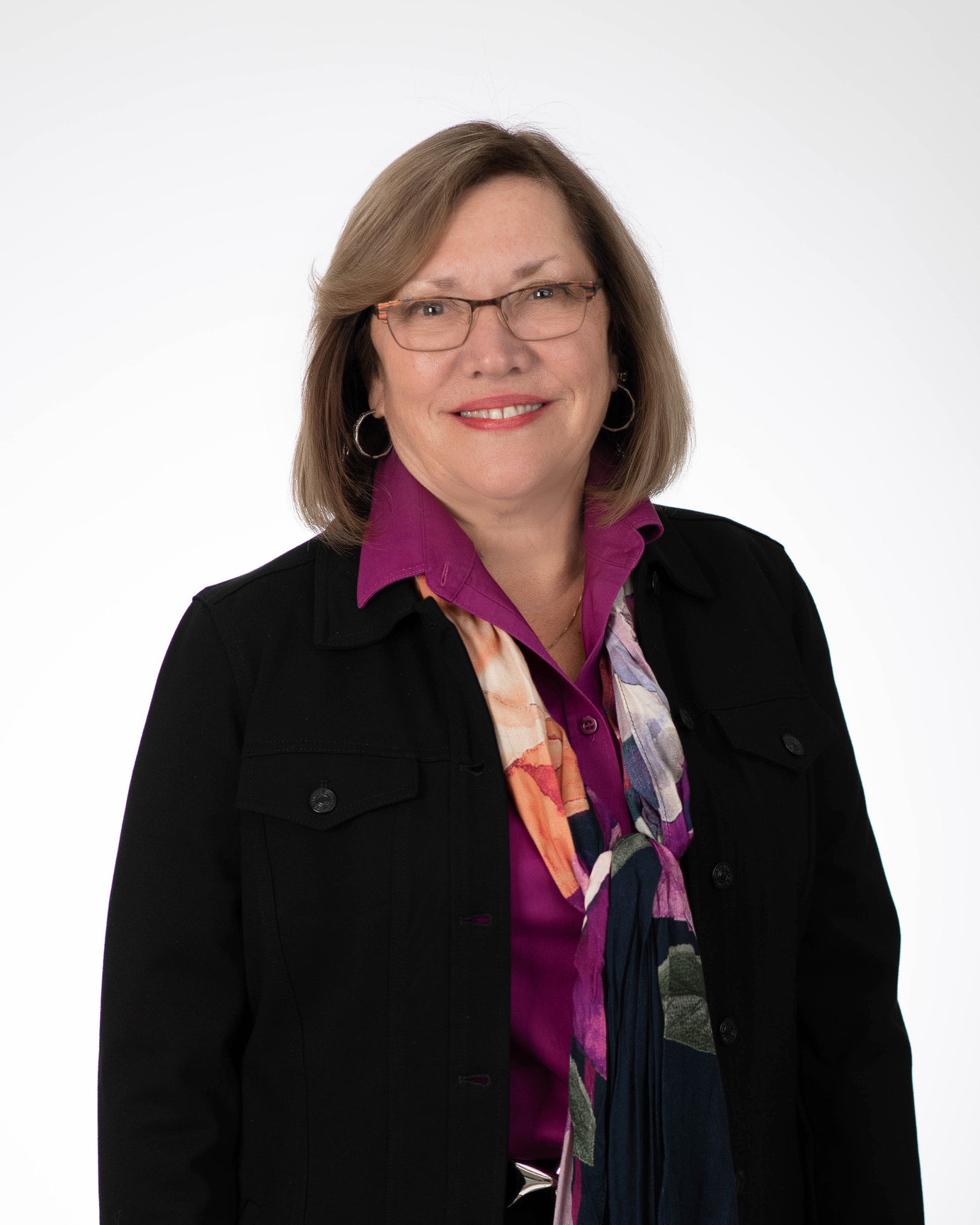 How to Make the Most of Your Professional Headshots - Heidi Houser ...