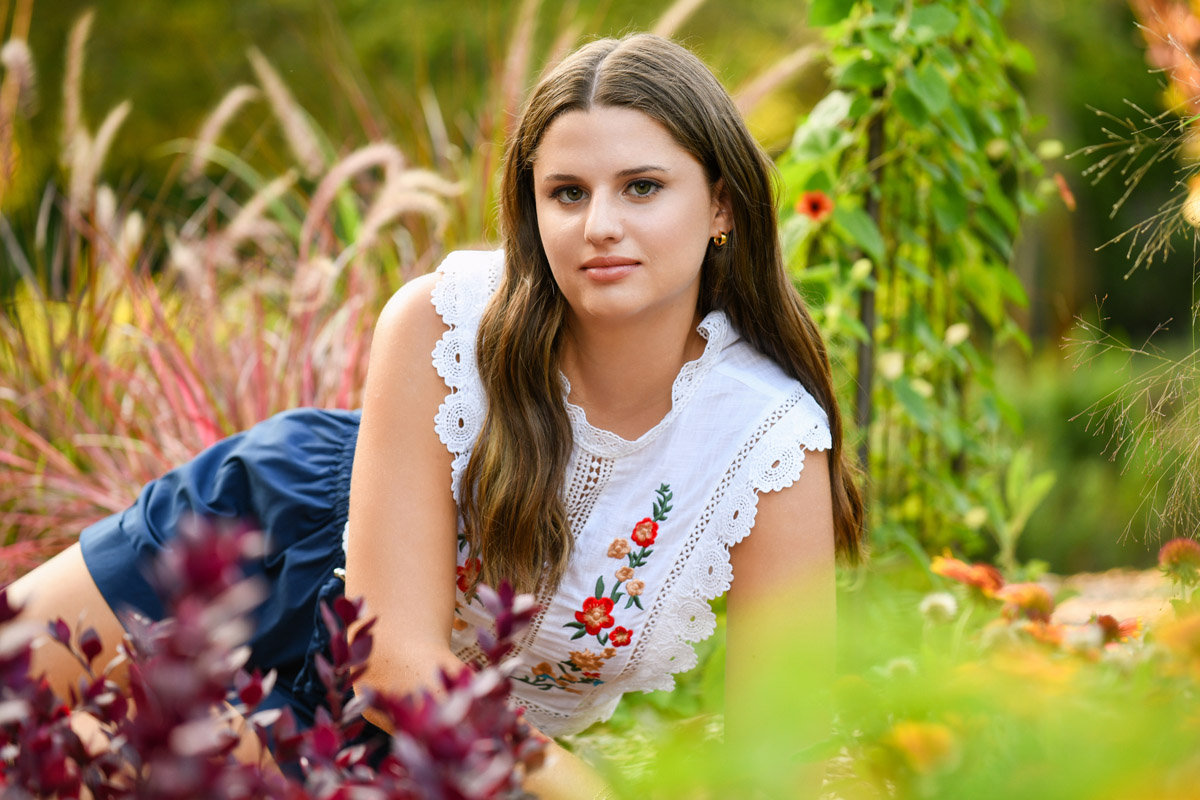 Classic Senior Girl Session with Lydia