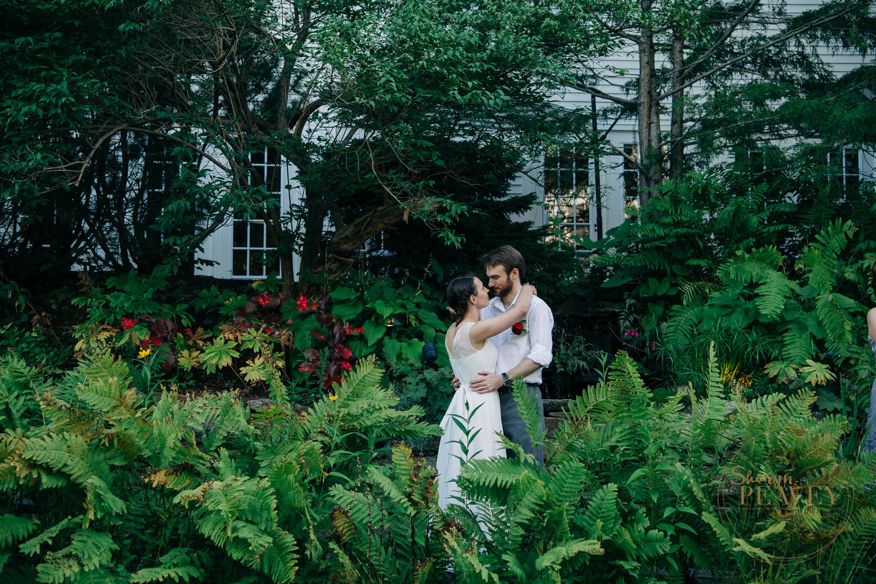 Stephanie & Sam's Covid Wedding at the Harraseeket - Sharyn Peavey ...