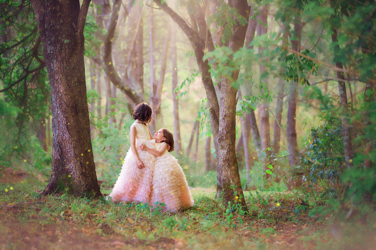 Rainforest Family Photography | Natural Outdoor Portraits