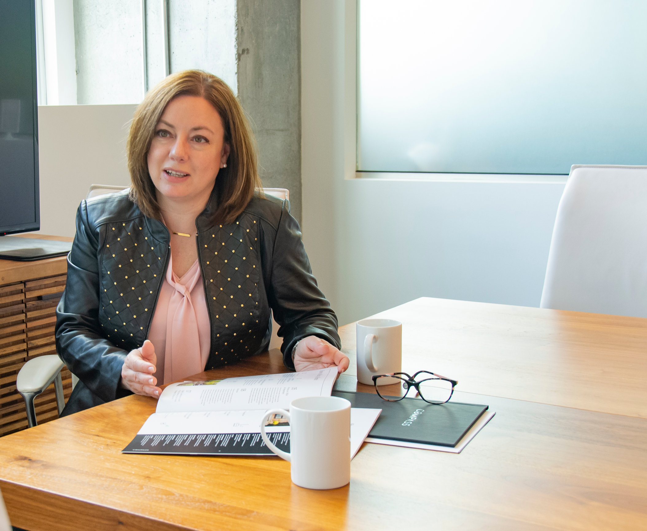 Professional Headshots & Portfolios - Maureen T Miller