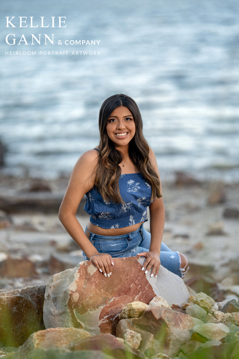 Julissa Palacios Senior Session - Kellie Gann & Company